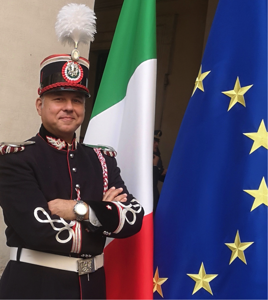 International Spotlight - Interview: Salvatore Schembari (English ...